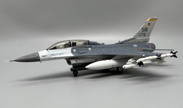 Calibre Wings CA721604 F16D USAF 90-0778/SW 19FS Claws "Mig