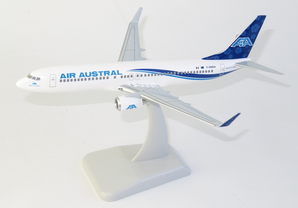 Hogan HGAIRAU738 Boeing 737-800 Air Austral