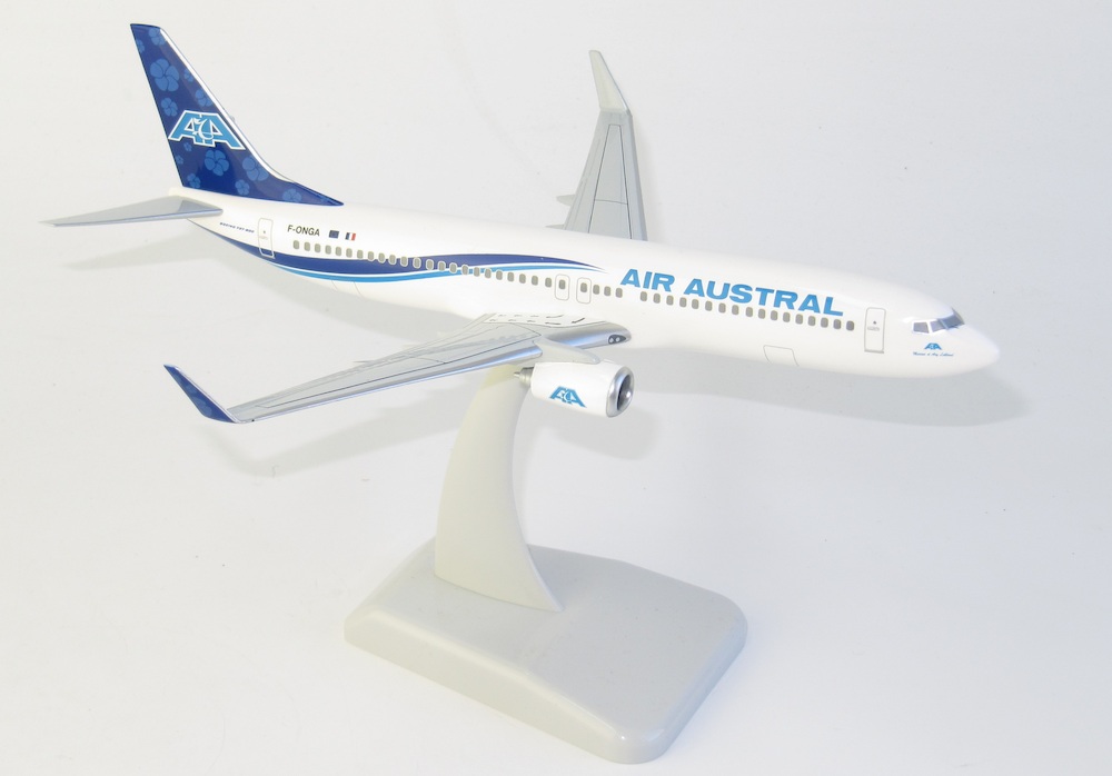 Hogan HGAIRAU738 Boeing 737-800 Air Austral