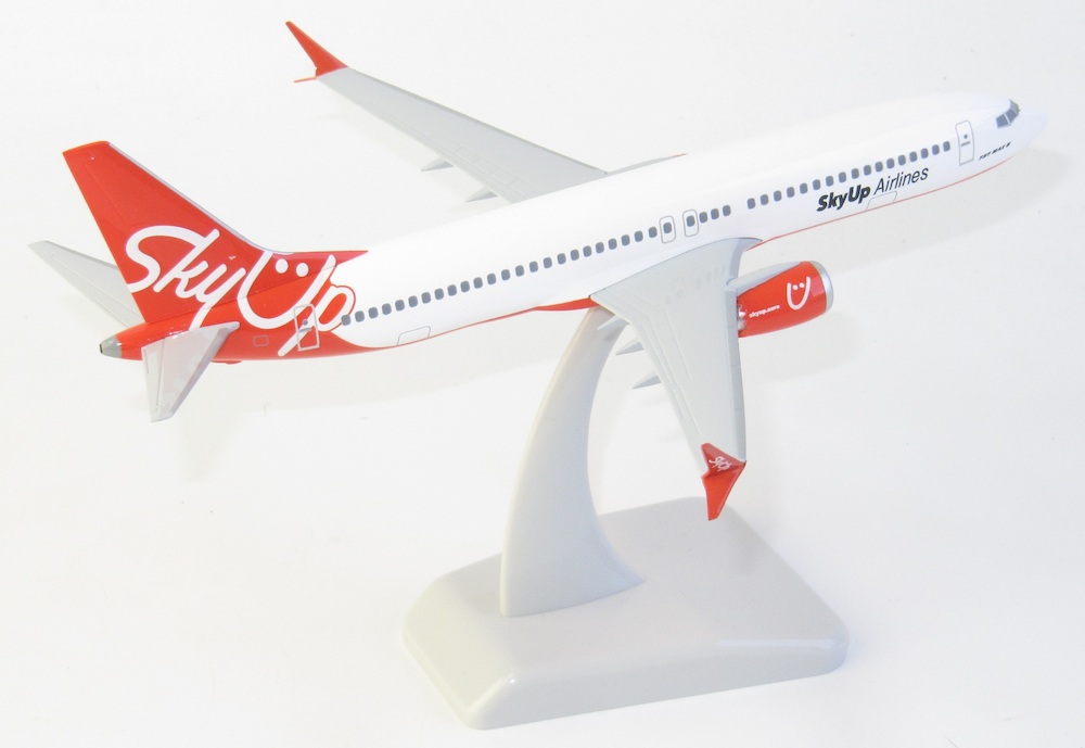 Hogan HGSKYMAX Boeing 737 MAX 8 Skyup Airlines