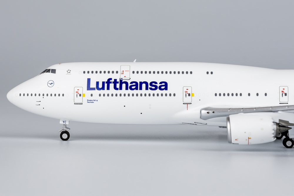 NG Models 78028 PAINT Boeing 747-8 Lufthansa D-ABYC PAINT SCHIPS